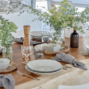 Wholesale tableware store